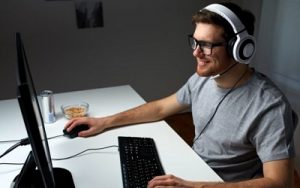 Diferencias entre un PC Gamer y un PC normal | Games Top